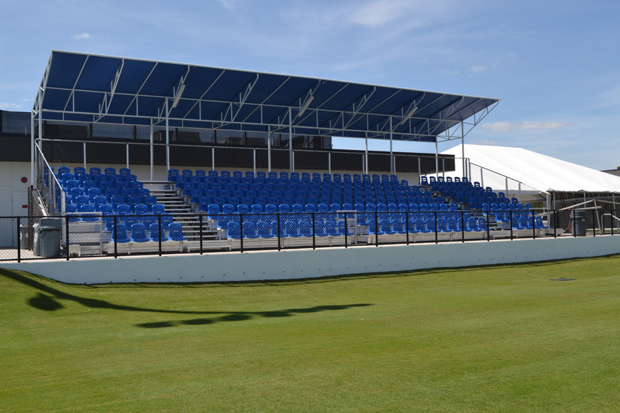 BleaChair Maximus 28 | Custom Logo Furniture | DreamSeat