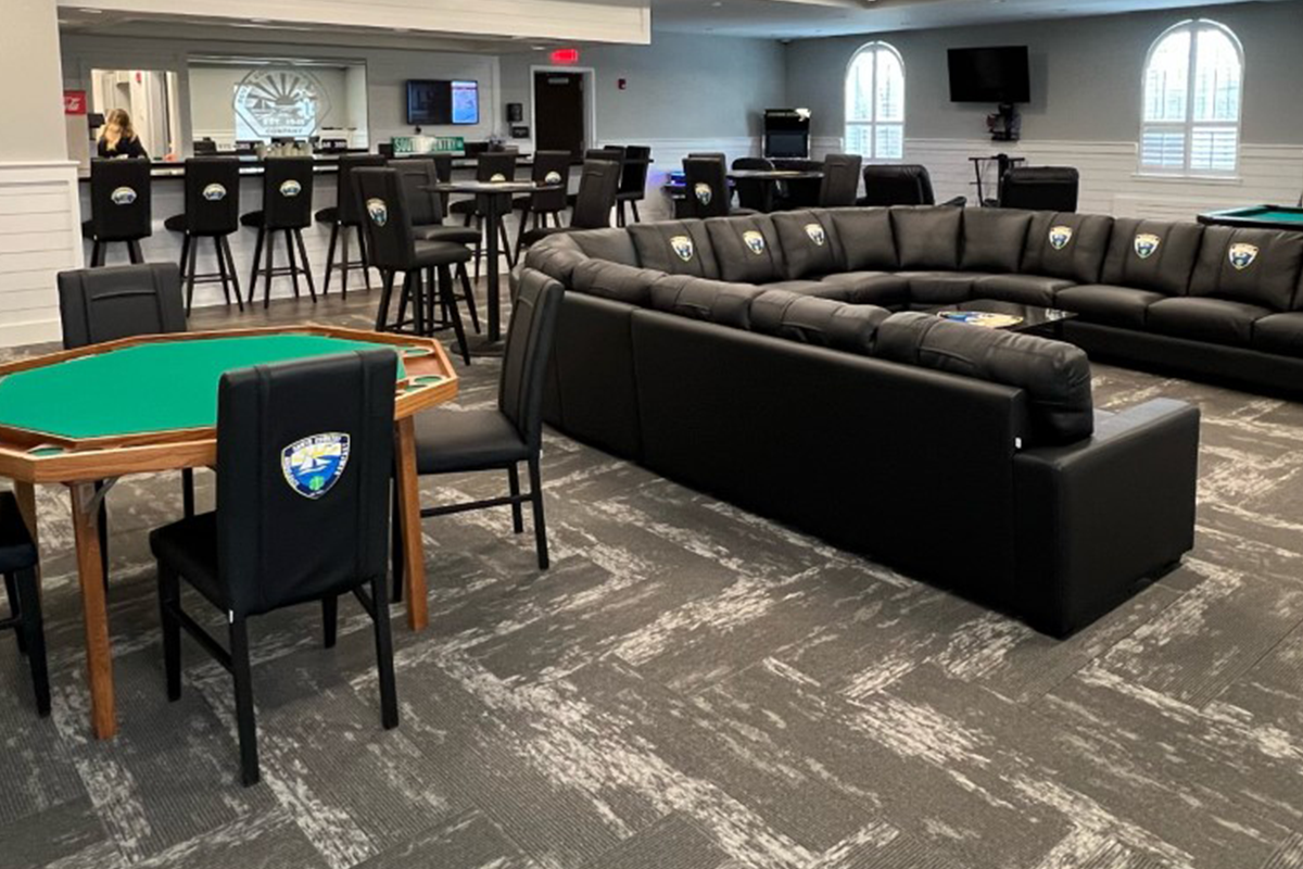 The GameChanger Deluxe | Custom Stadium Chairs | DreamSeat