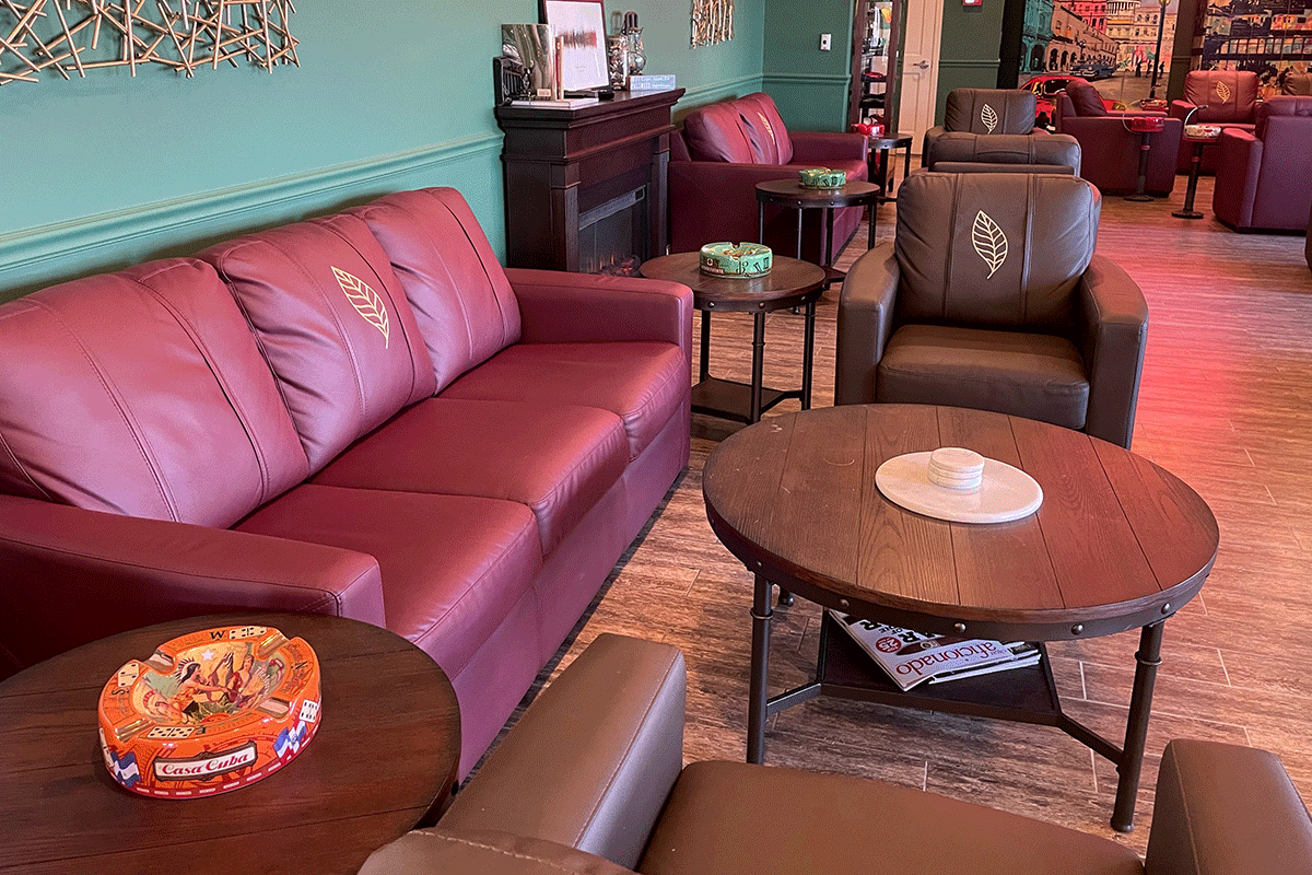 Cigar Lounge Furniture | Cigar Chair