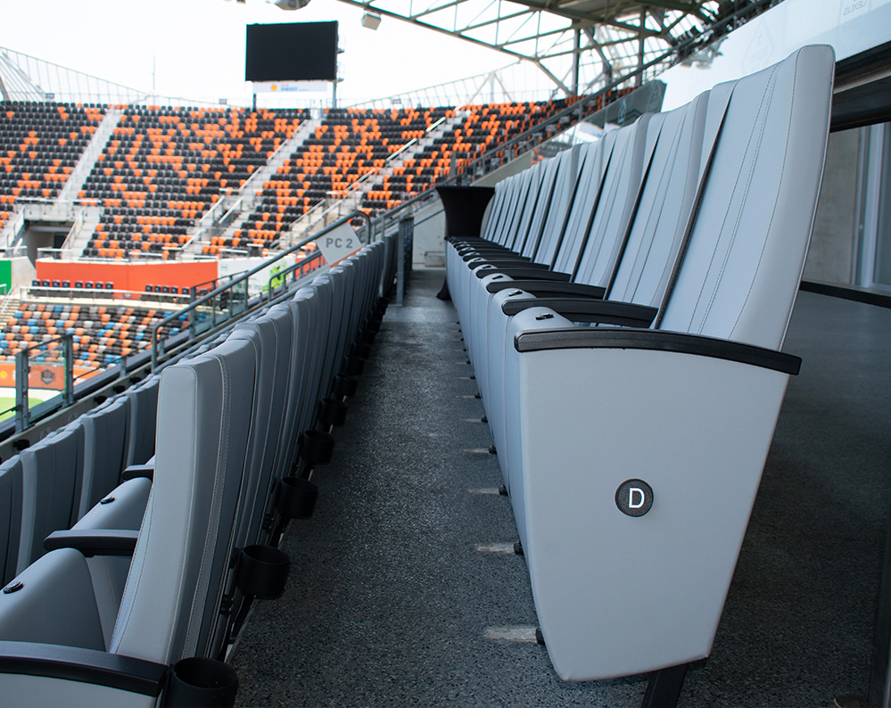 Vera Slim | Fixed Seating | DreamSeat