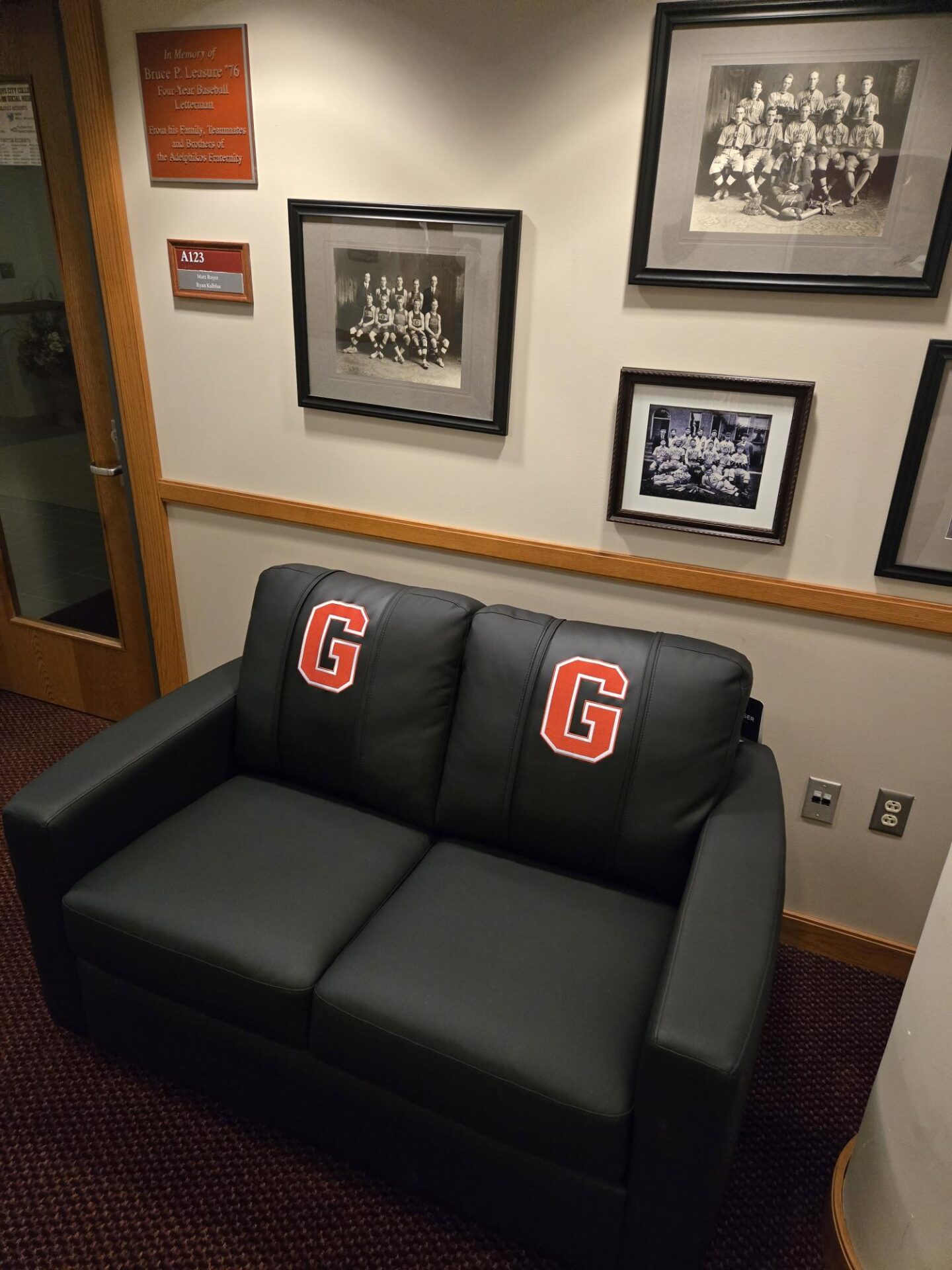 Collegiate Sports Furniture | College Custom Furniture