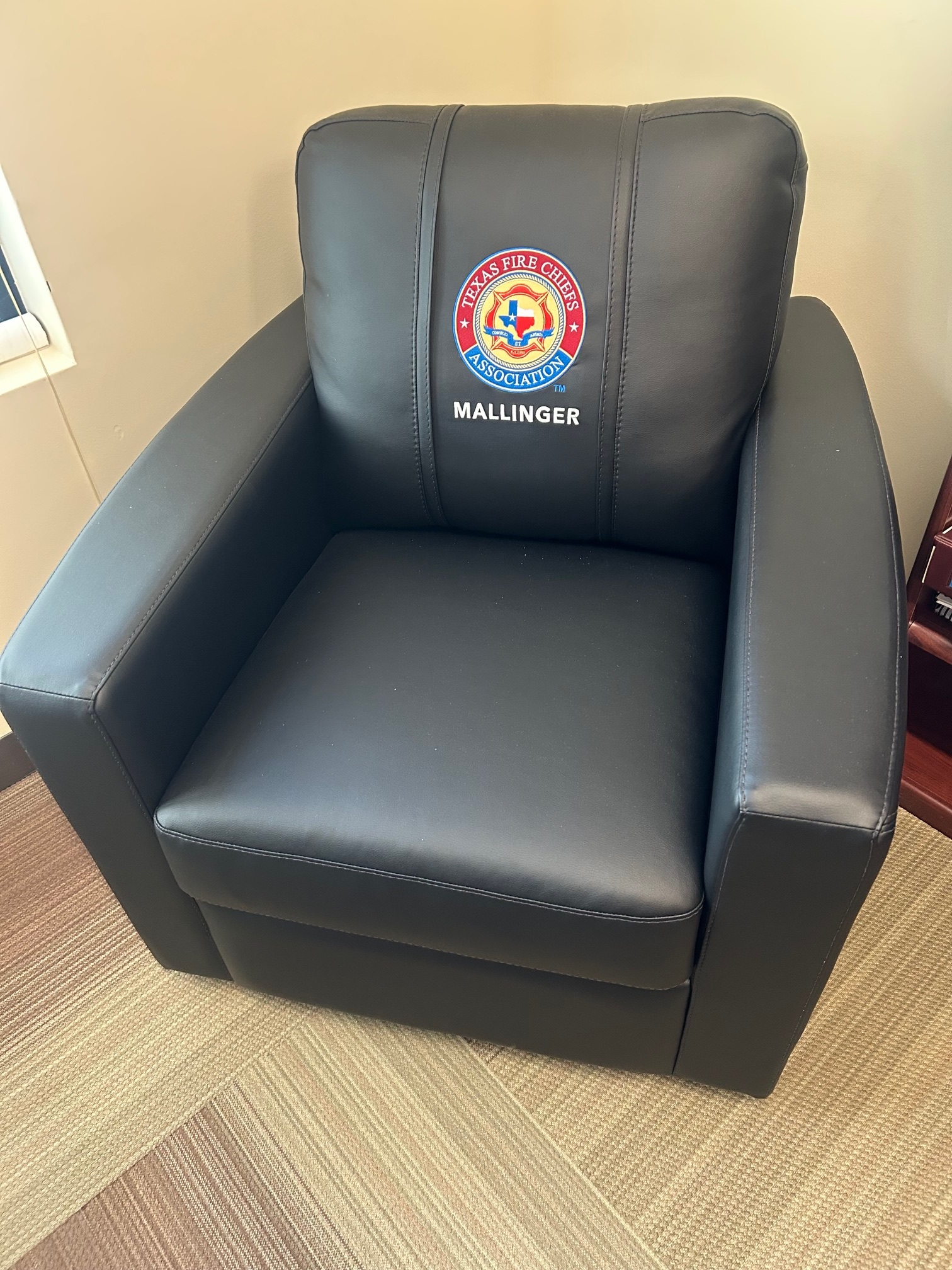 GSA-Approved Furniture for Government, Military & Municipal Use | DreamSeat